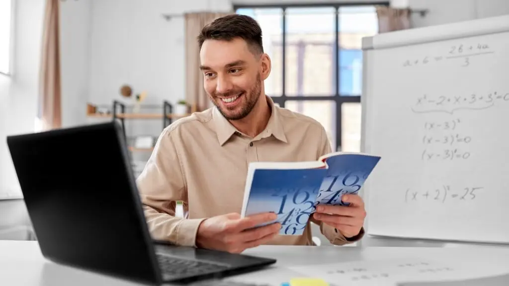 ¿Por qué estudiar la carrera en matemáticas? - SNHU