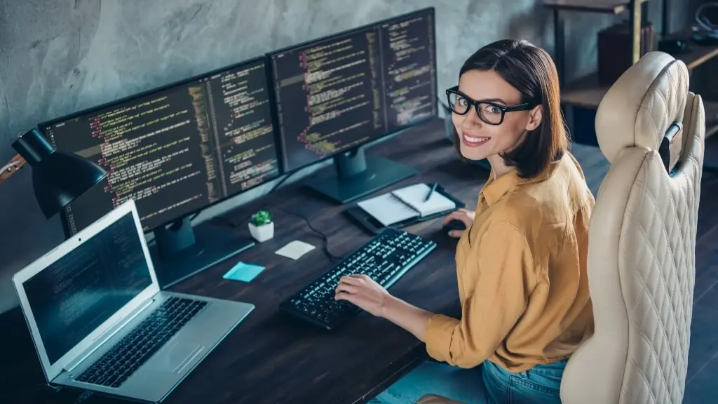 ¿Qué es full stack y cuáles son sus características? - SNHU